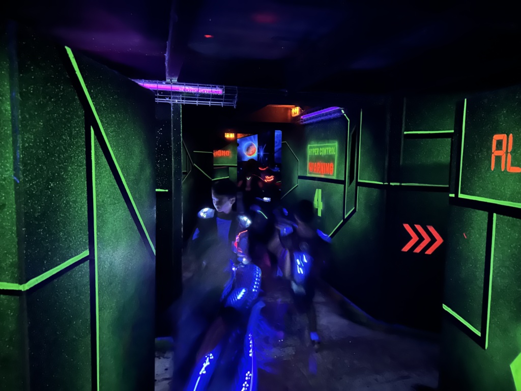 Laser game des Hauts-de-Seine : le plus fun des jeux d'équipe ...